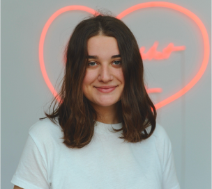 Freebird Club - Social travel & homestay club for people over 50